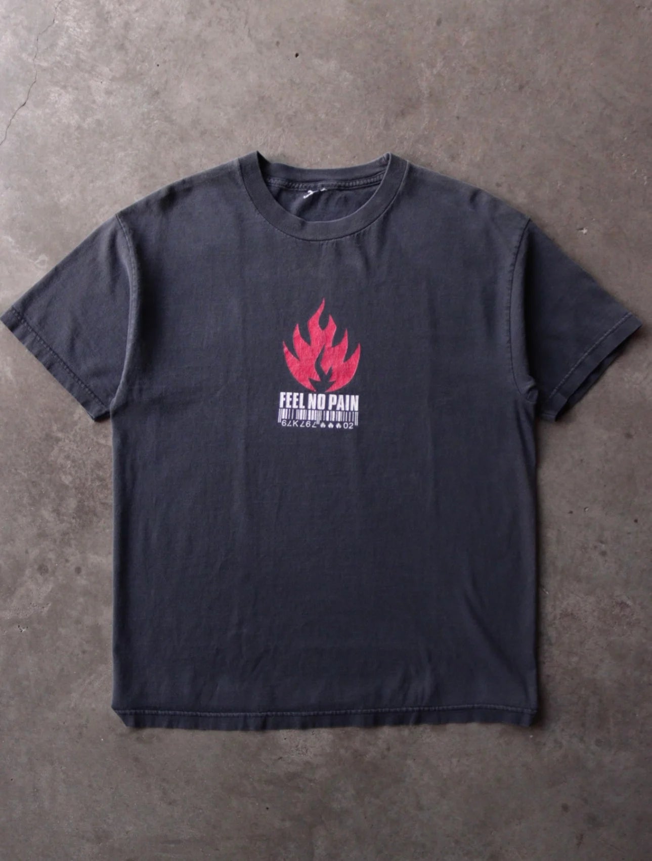 2000S FEEL NO PAIN TEE – TWO FOLD