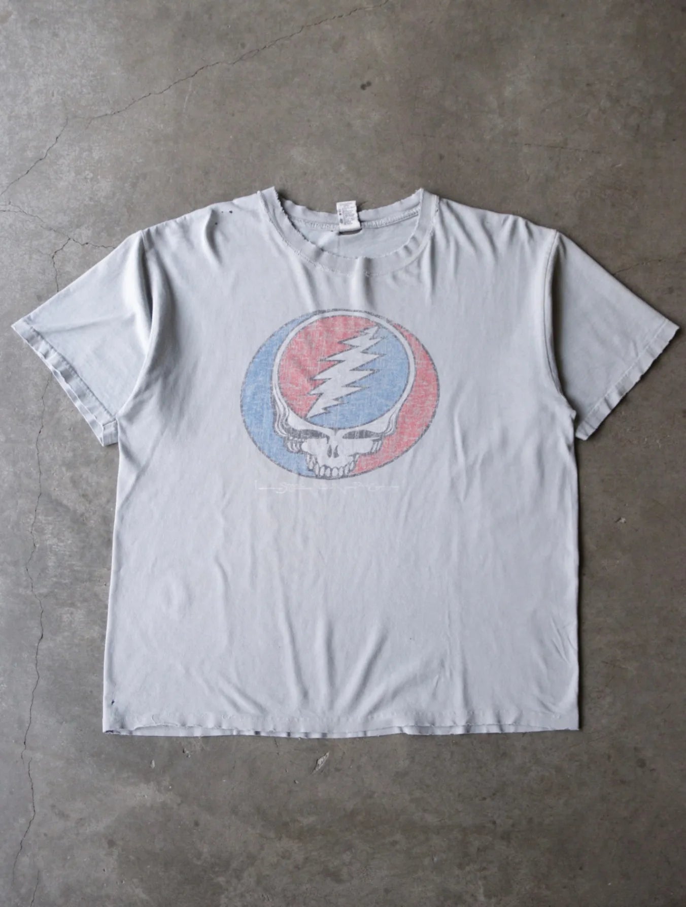 2000S GRATEFUL DEAD BAND TEE – TWO FOLD