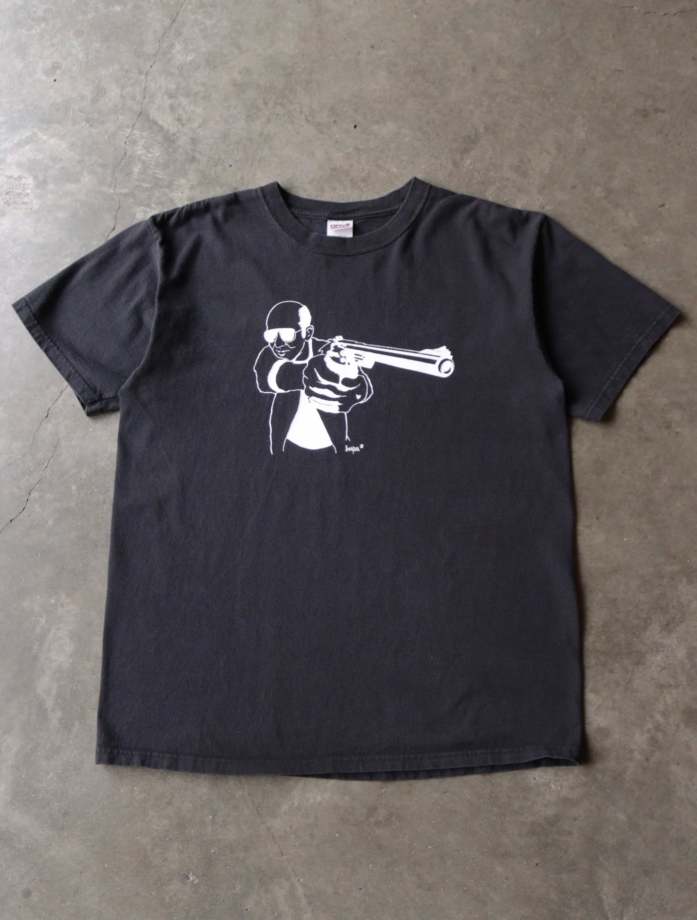 2000S GUN TEE – TWO FOLD