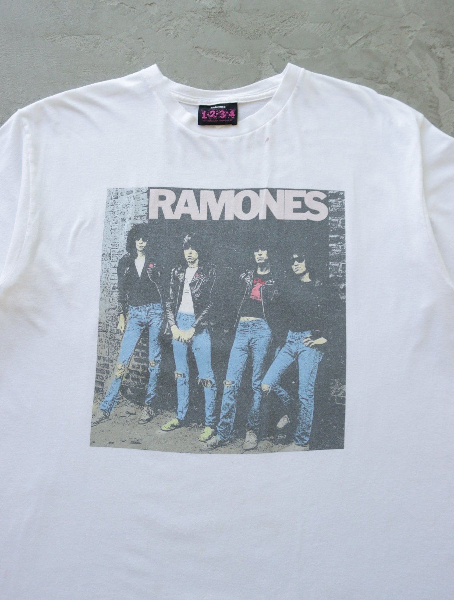 2000S RAMONES BAND TEE – TWO FOLD