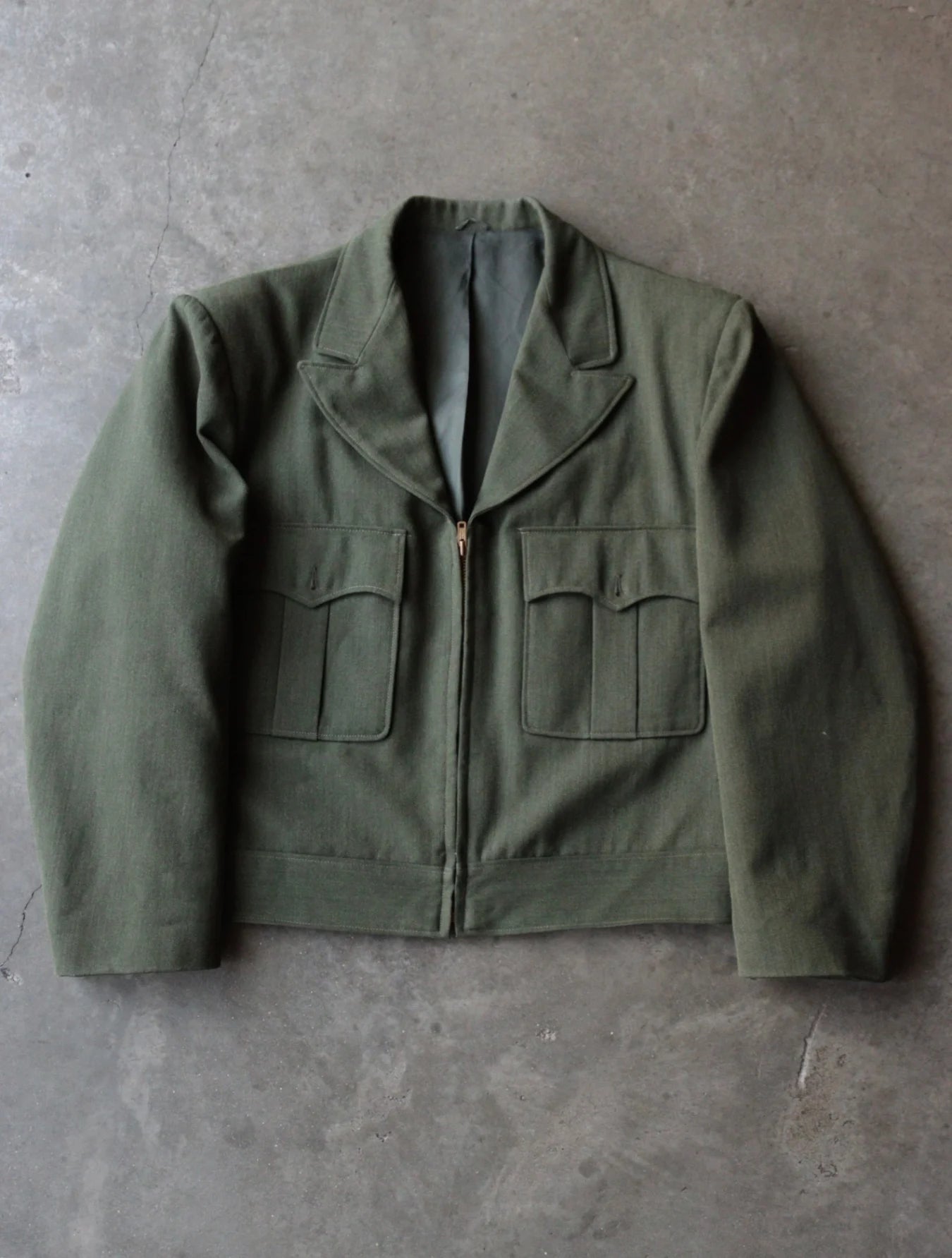 1950S GREEN TWO POCKET WORK JACKET – TWO FOLD