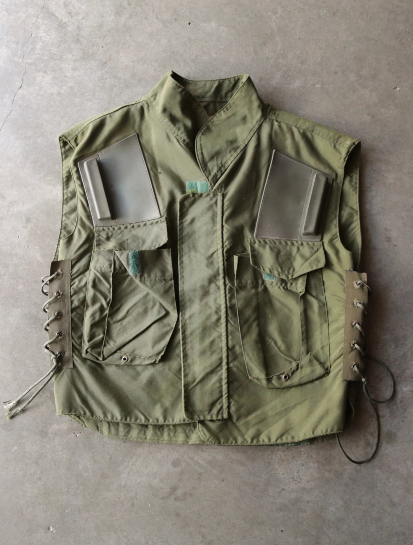 1990S UK MILITARY FLAK VEST FRAGMENTATION JACKET – TWO FOLD