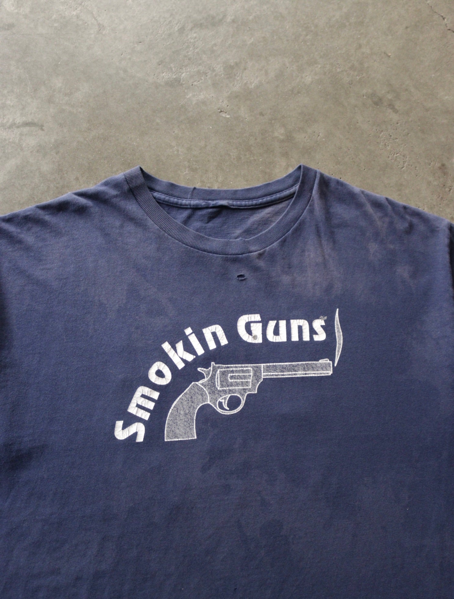 2000S SUN FADED SMOKING GUNS TEE – TWO FOLD